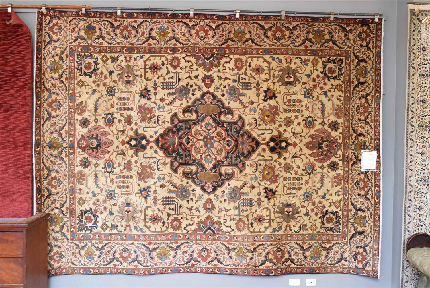 ANTIQUE SULTAN ABAD TABRIZ PERSIAN - auctions & price archive